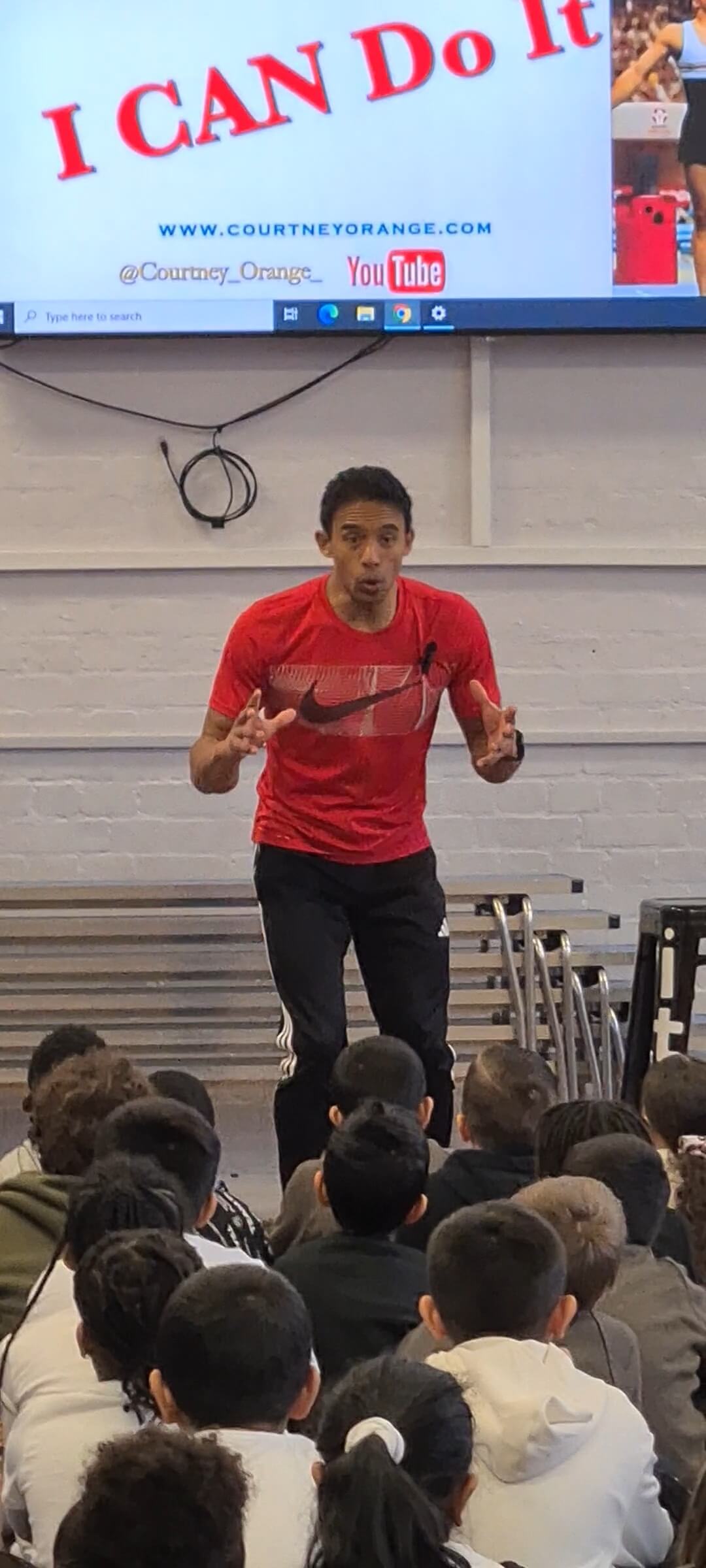 ATHLETE Champion school PROFESSIONAL speakers 👩🏻‍🎓 - Courtney Orange